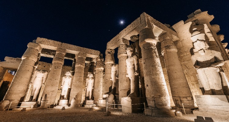 Top 10 Tourist Attractions in Egypt (Can't-Miss for First-Timers)