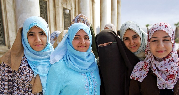 What to Wear in Egypt: For Women and For Different Seasons
